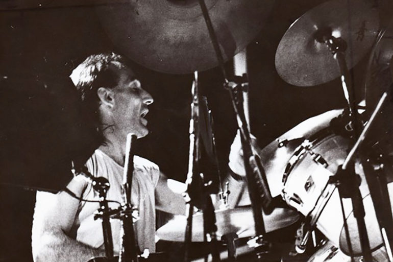 Gabriel Parra, el baterista que revolucionó los sonidos del rock chileno